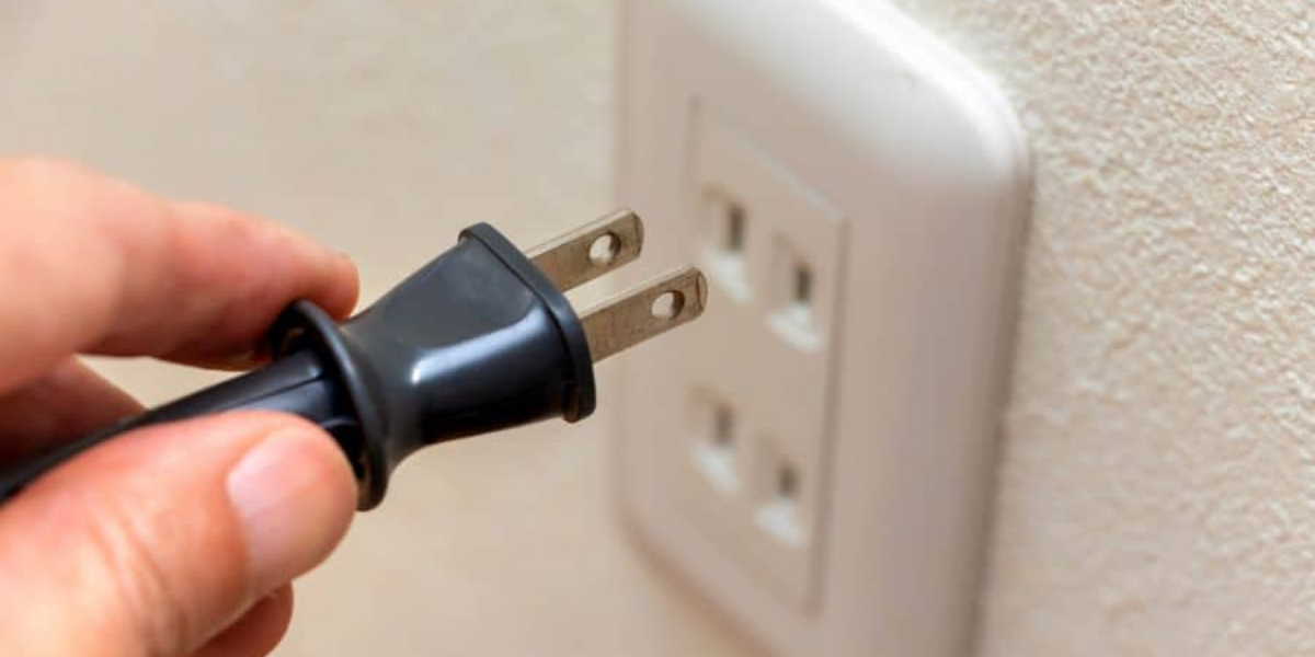 The Top 5 Problems with Ungrounded Outlets and Why They Matter